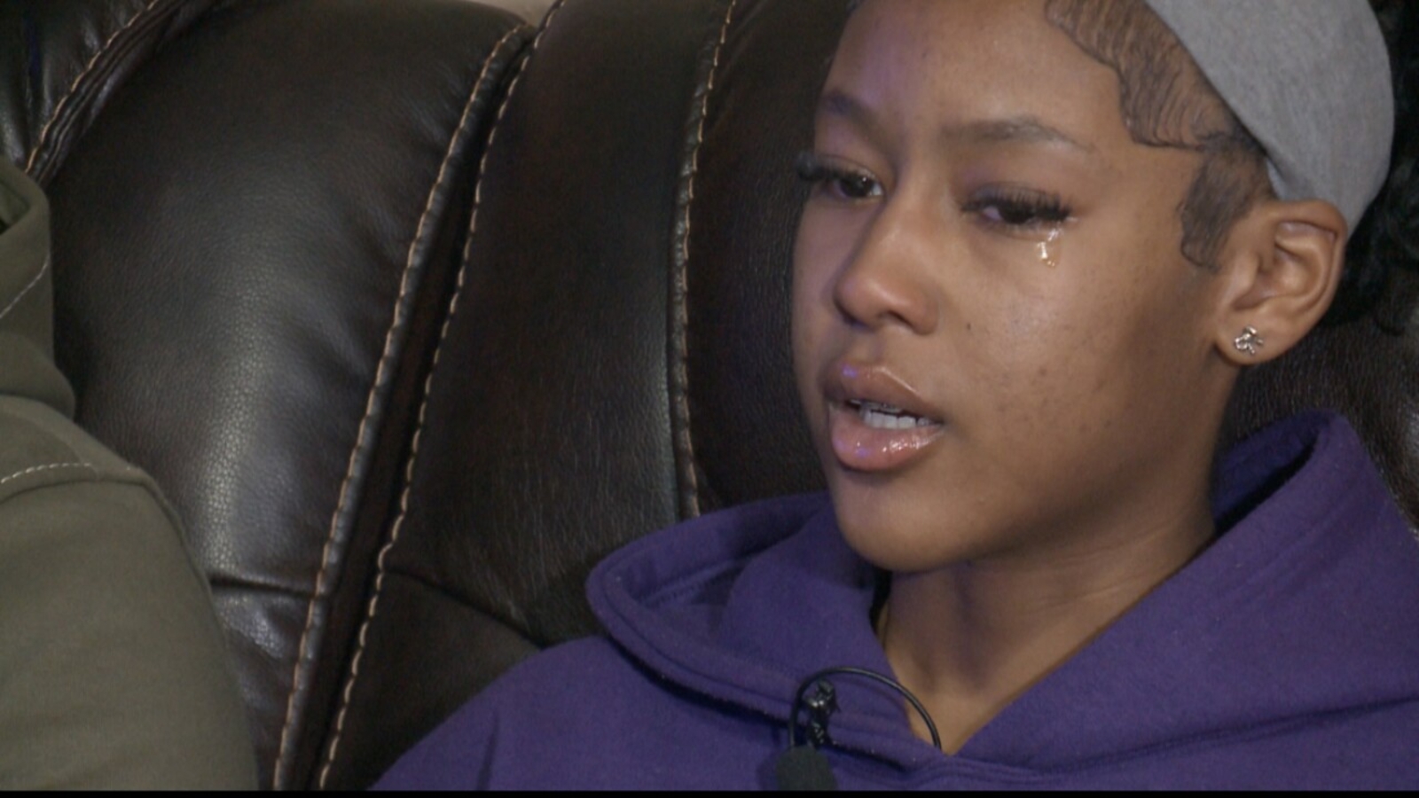 Virginia high school runner at center of baton incident video speaks ...