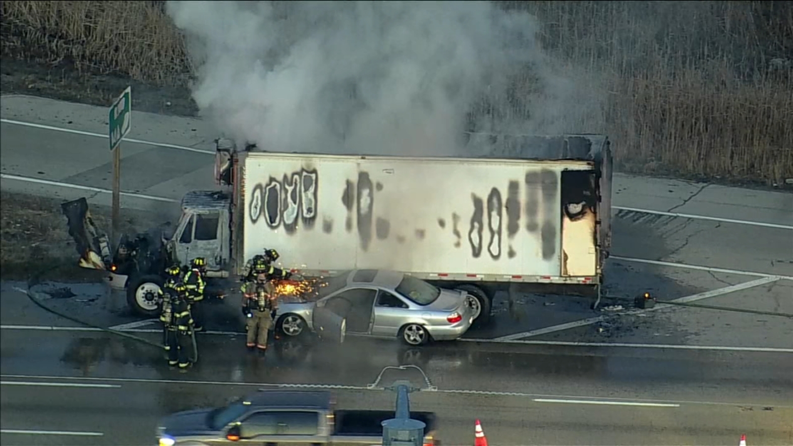 Chicago-area traffic: Video shows semi fiery crash on EB I-290 near St ...