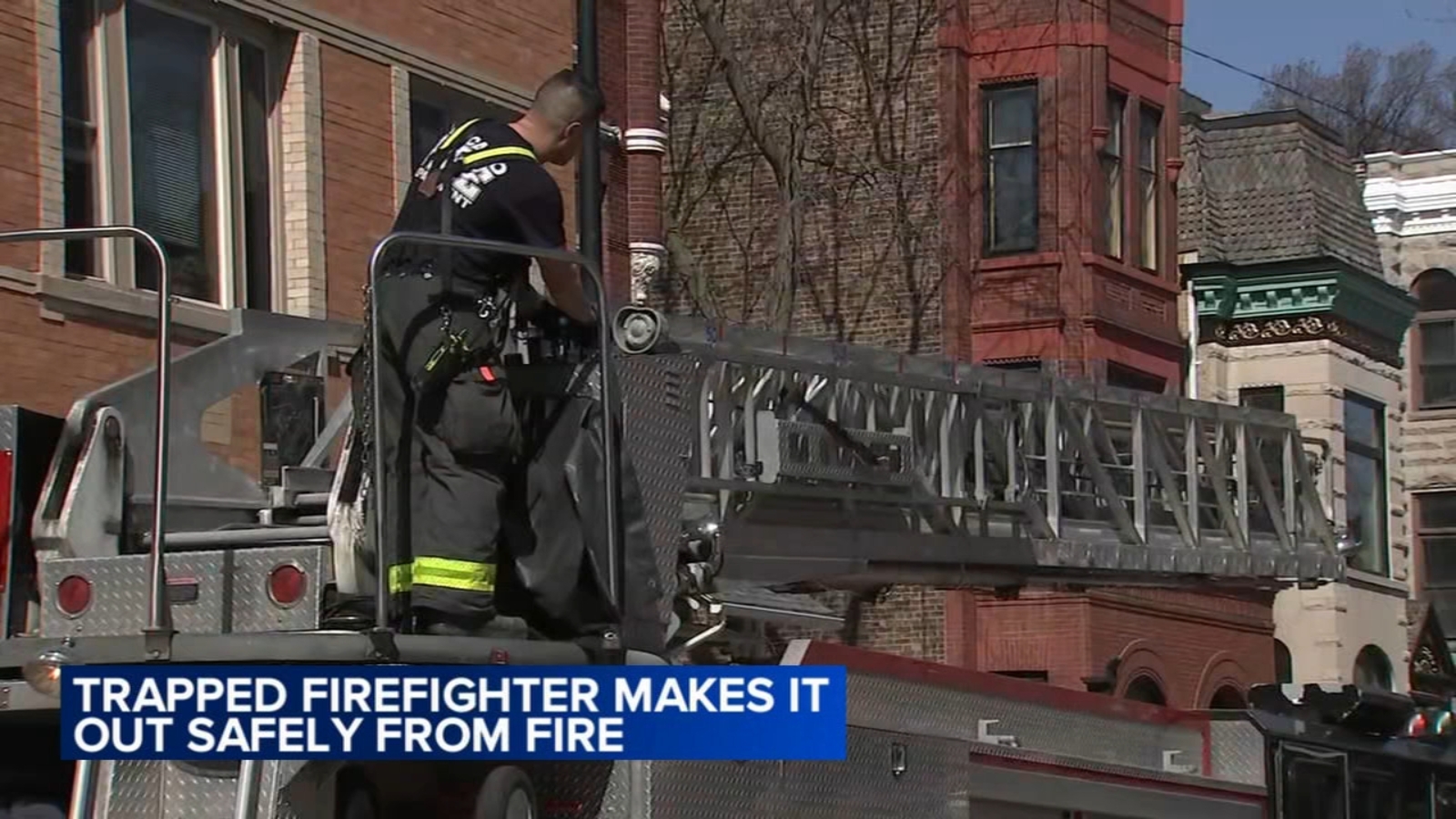 Chicago fire today: Mayday called as firefighters battle fire in ...