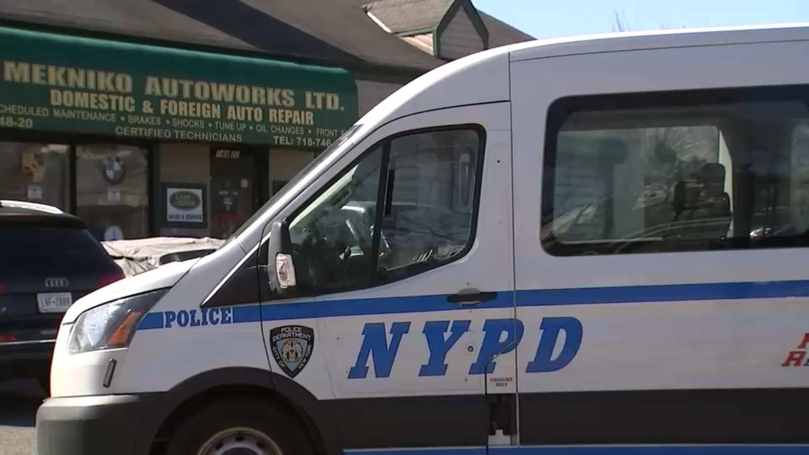 65-year-old owner of auto body shop found dead in Whitestone, Queens ...