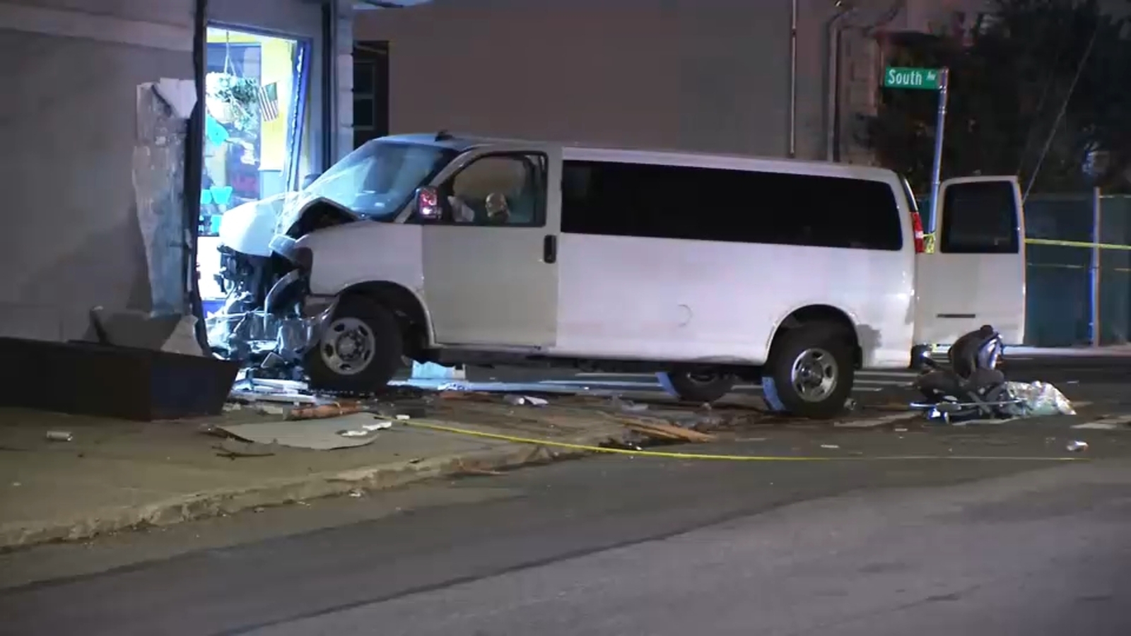 Van crashes into laundromat on Staten Island injuring several people ...