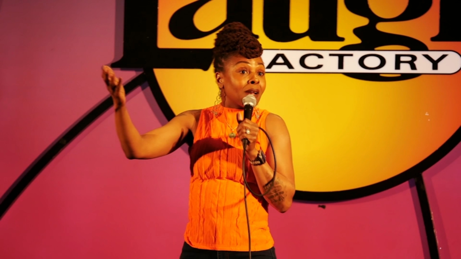 Kellye Howard to host MS-ing Around Comedy Show at Chicago's Laugh Factory to support people ...
