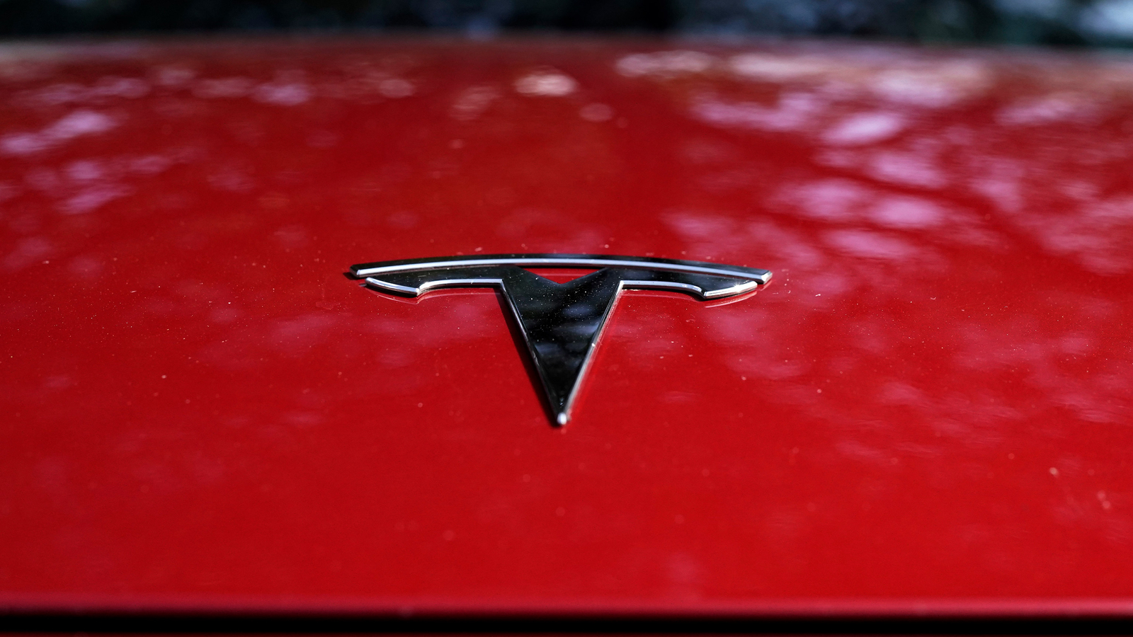 Tesla attacks: FBI, DHS warn 'lone offenders' are likely carrying out ...