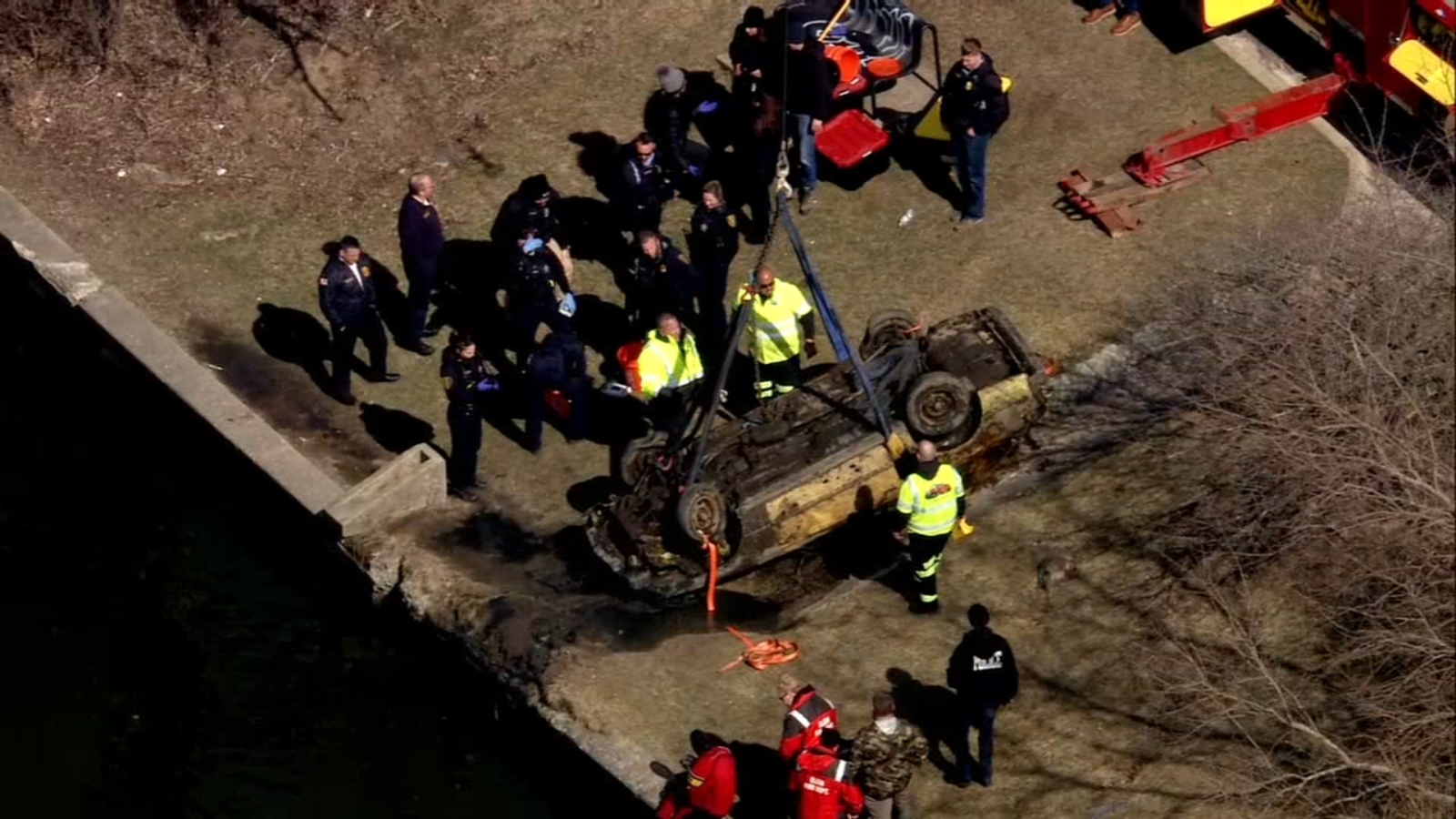 Human remains found in car of Karen Schepers, Elgin missing woman ...