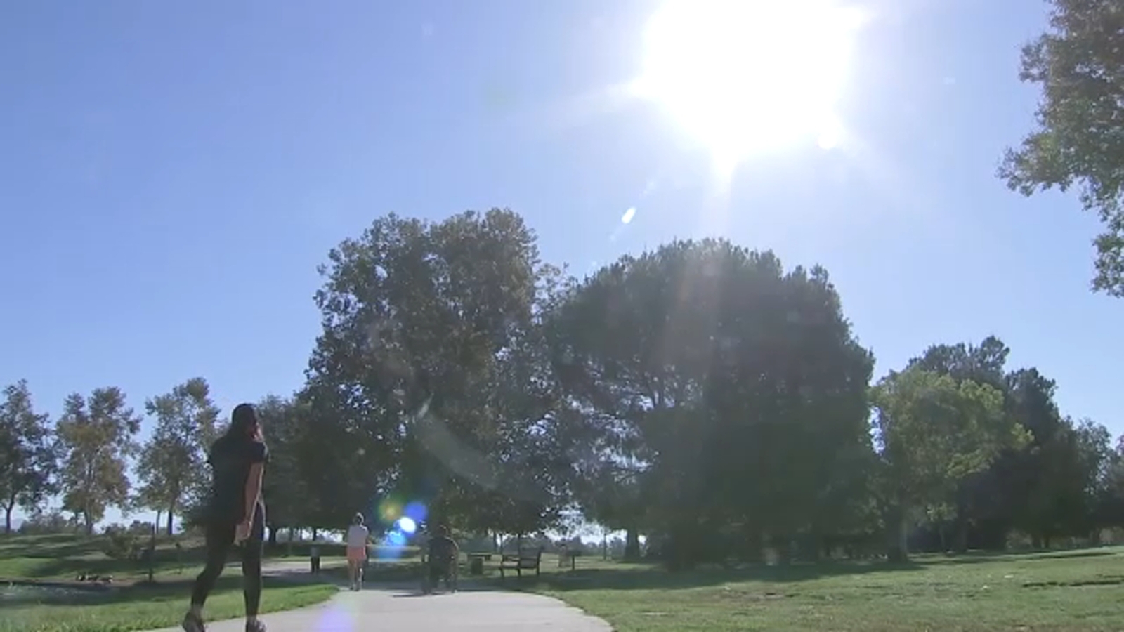 Living in extreme heat may speed up aging process by entire year in ...