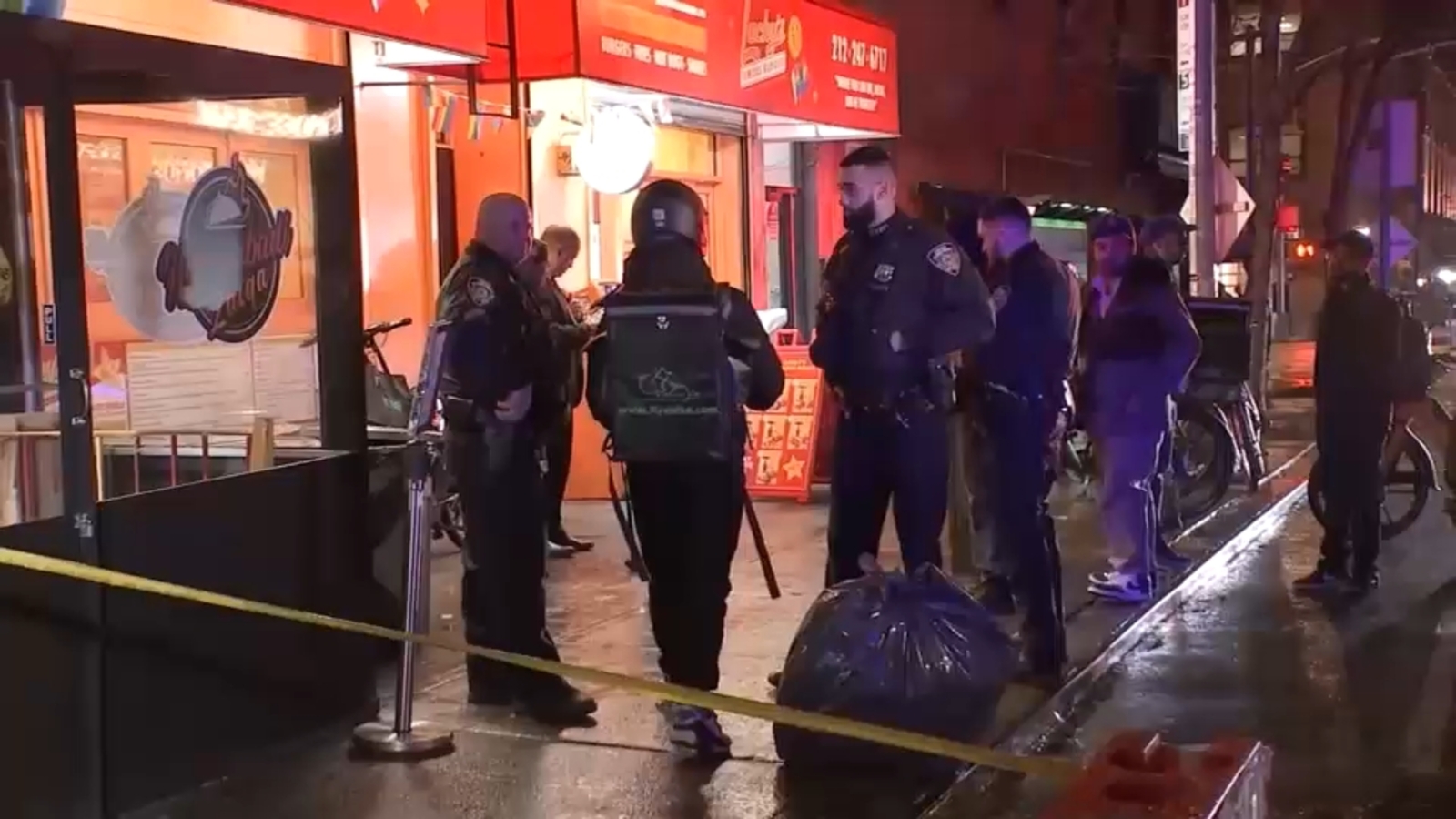 Man attacked by group, stabbed in Hell's Kitchen, police say - ABC7 New ...