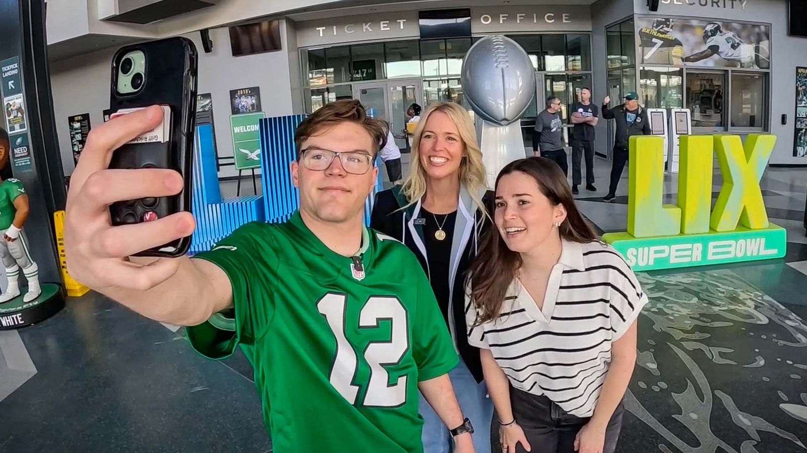 Eagles game day staffer champions autism advocacy - 6abc Philadelphia