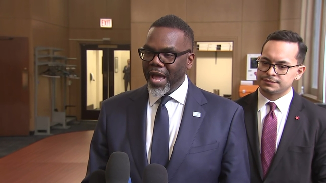 Chicago City Council approves Mayor Brandon Johnson's pick, Anthony ...