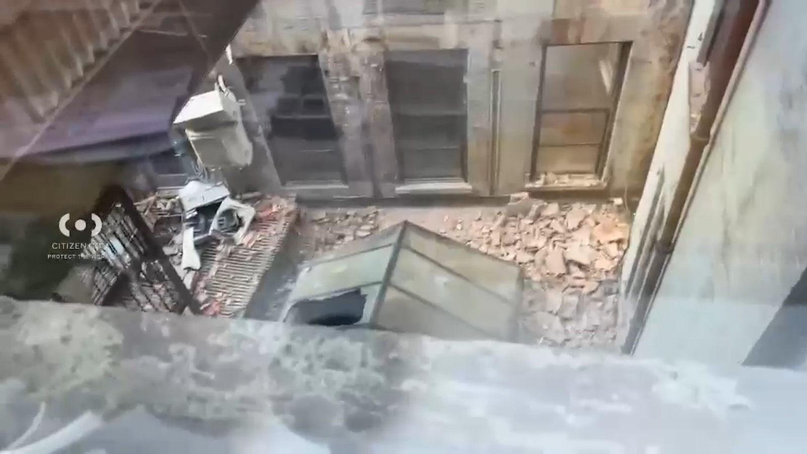 Manhattan partial wall collapse: DOB investigating after masonry ...