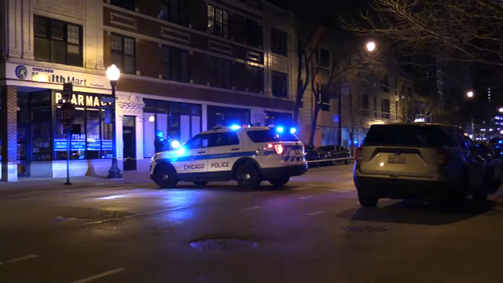 Chicago shooting today: 2 men shot in Rogers Park on Devon Avenue near ...