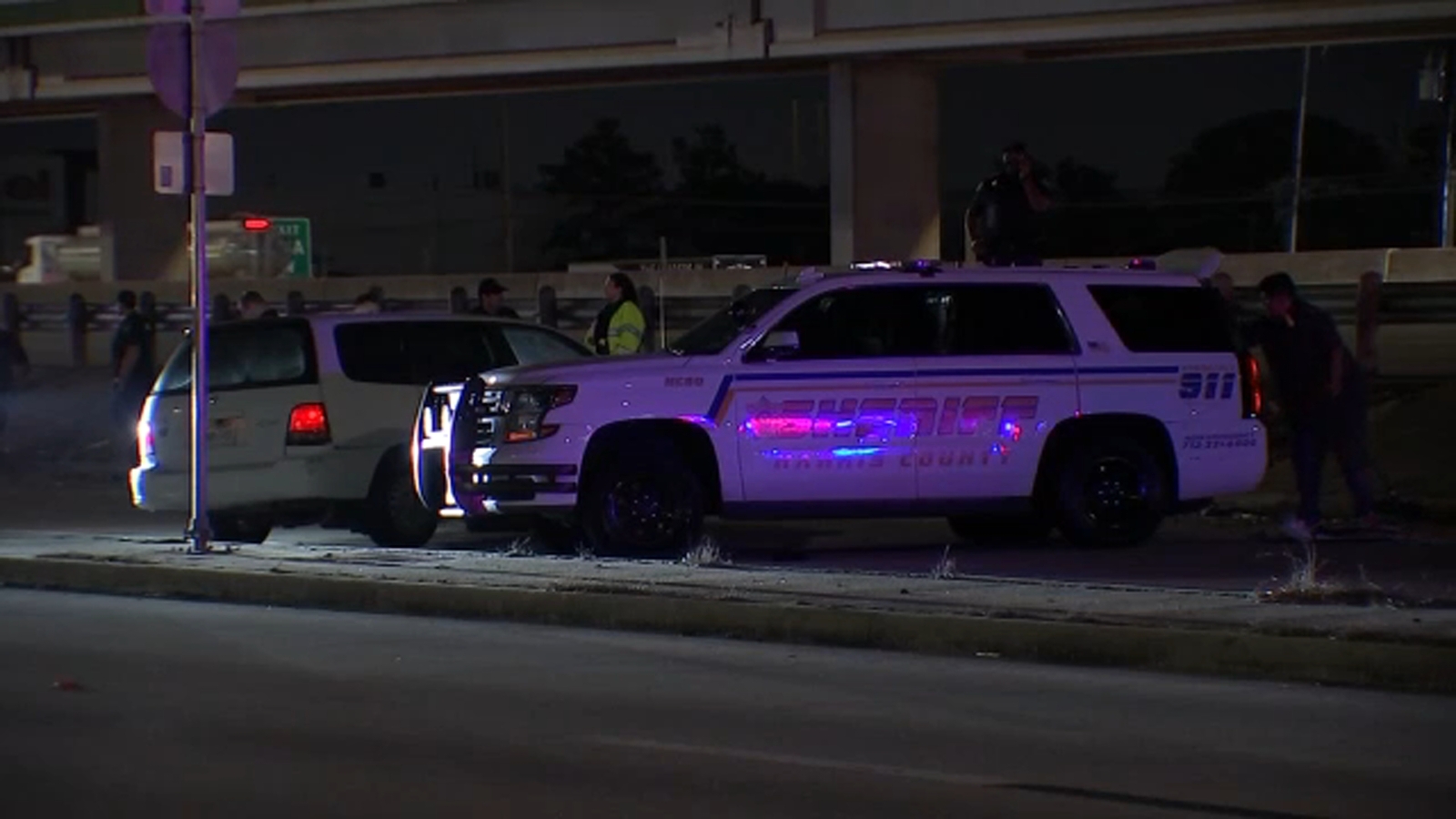 Suspected drunk driver slams into patrol unit, injuring 2 Harris County ...