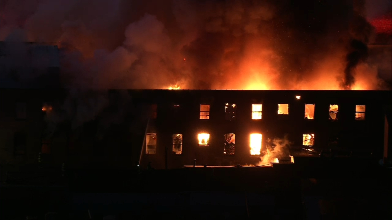 Chicago Fire Department battles extra-alarm fire near Lake Street on ...