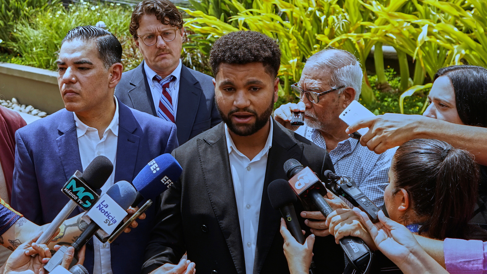 El Salvador government rejects lawmakers' request to visit Abrego ...