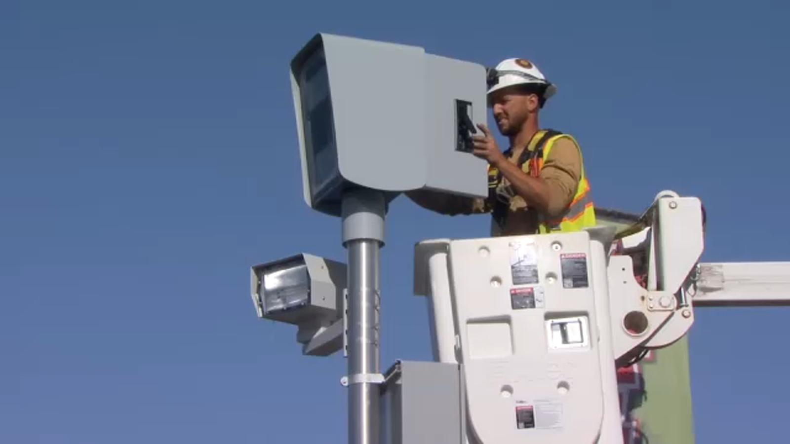 New red light cameras in Merced as part of traffic safety program ...