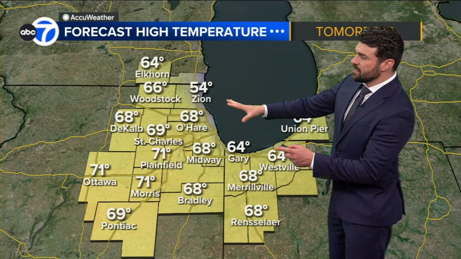 Chicago weather: Cooler by the lake Sunday - ABC7 Chicago