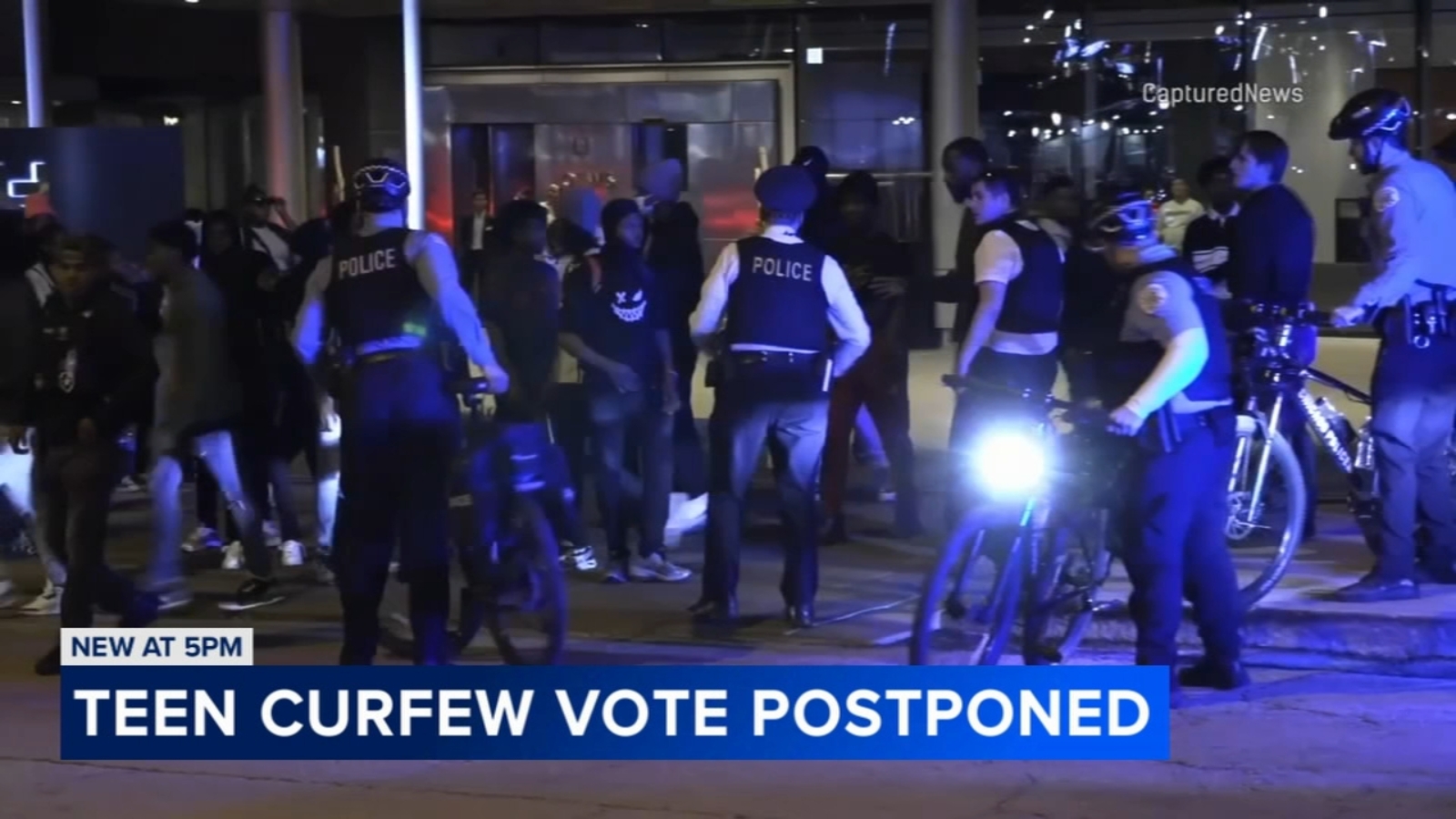 Chicago City Council committee holds off vote on curfew ordinance to ...