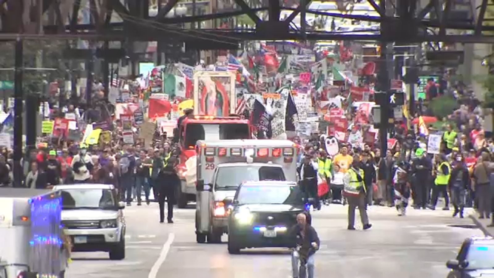 May Day protests 2025: Thousands gather in protest march, rallies ...