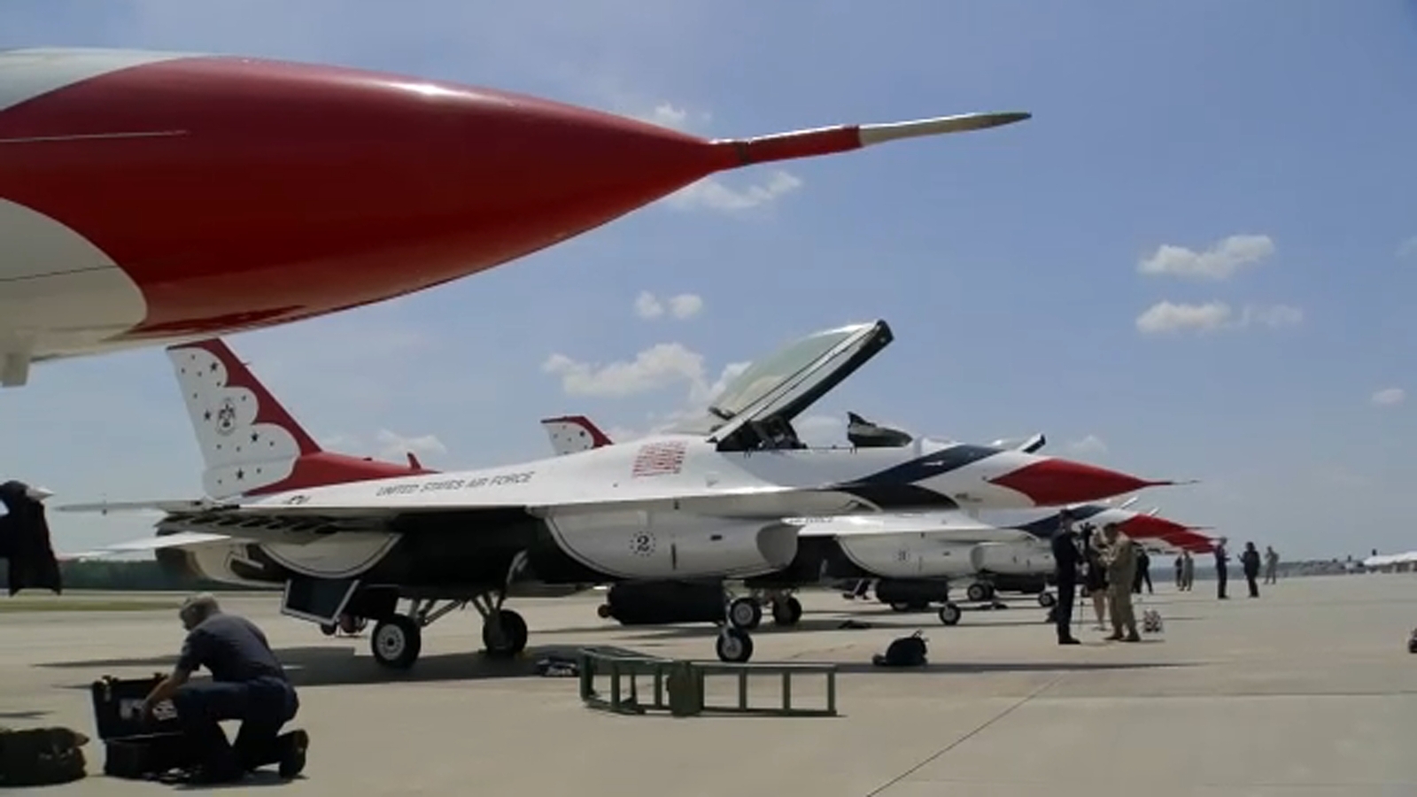 Air Force Thunderbirds prep for Wings Over Wayne Air show in NC - ABC11 ...