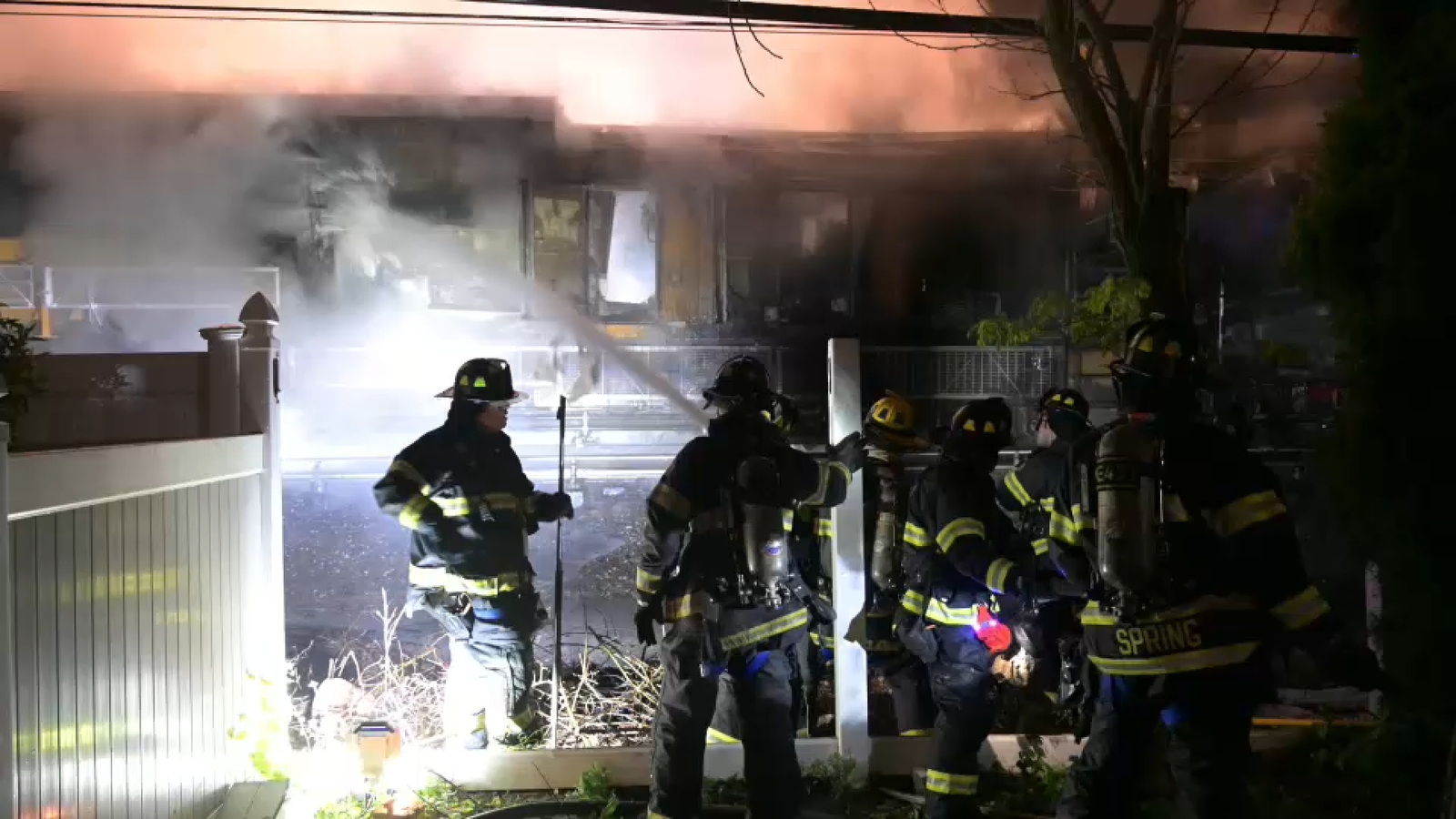 Long Island Rail Road work train catches fire in Malverne, suspends ...