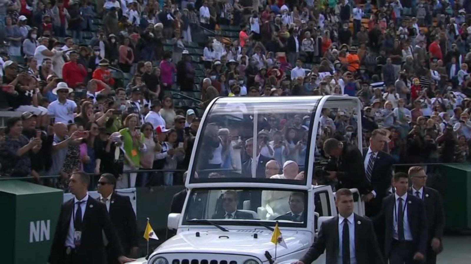 Pope Francis' popemobile set to become health clinic for Gaza children ...