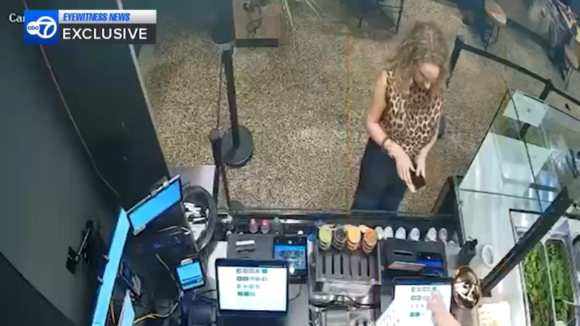 Rodent in salad: Woman claims she found a dead rodent in her meal from ...