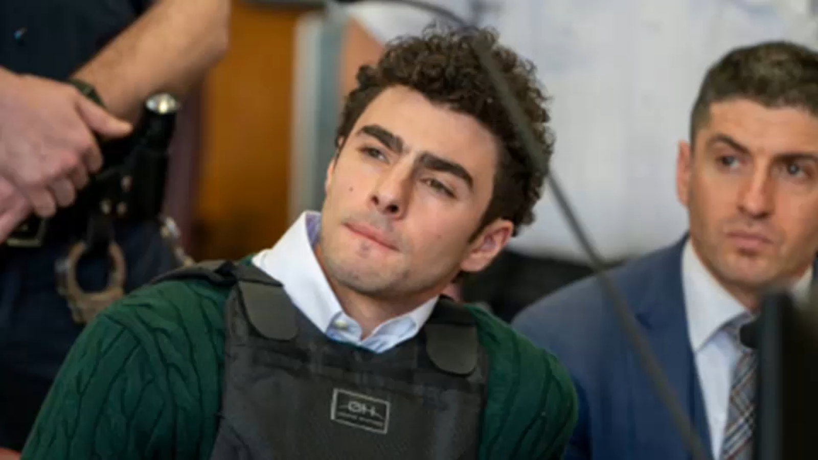 Luigi Mangione's online defense fund surpasses $1 million - ABC7 Chicago