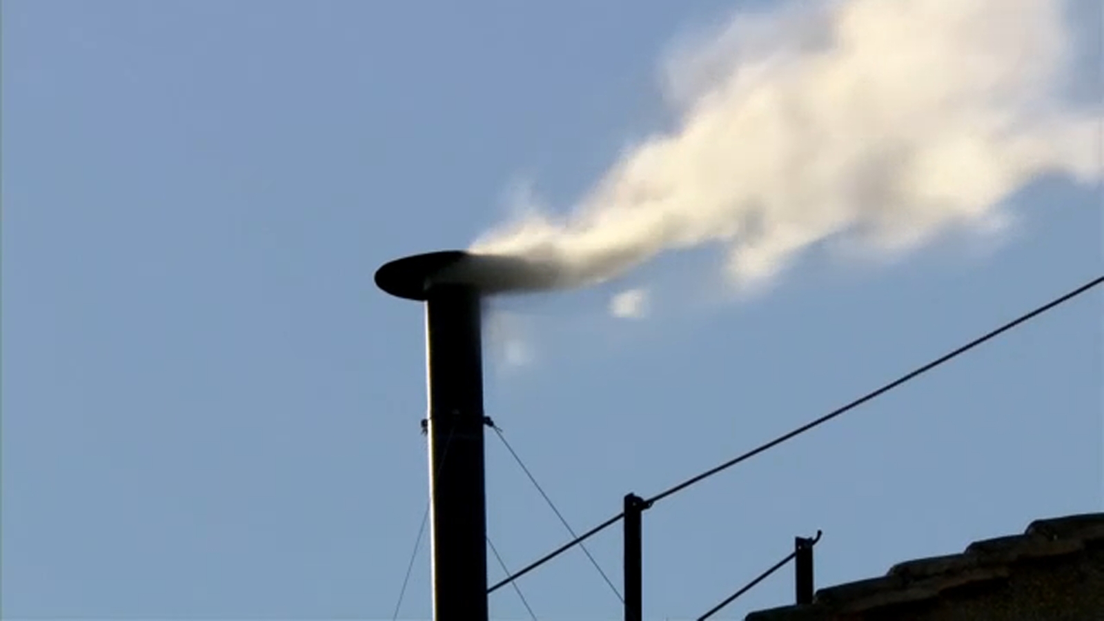 White smoke billows from Sistine Chapel chimney - ABC7 Los Angeles
