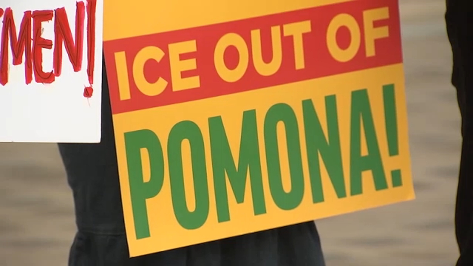 Familias exigen justicia tras redada de ICE en Pomona - ABC7 Los Angeles