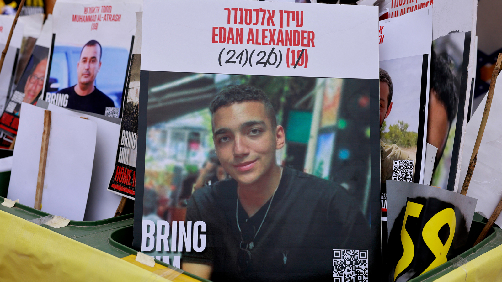 Hamas releases American-Israeli hostage Edan Alexander on Monday - ABC7 ...