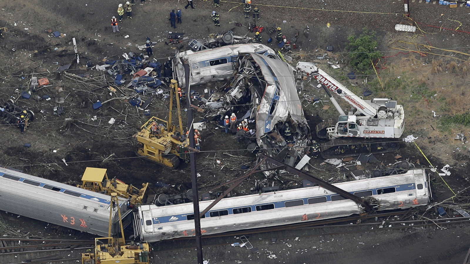 Photos: 2015 Amtrak train crash in Philadelphia - 6abc Philadelphia