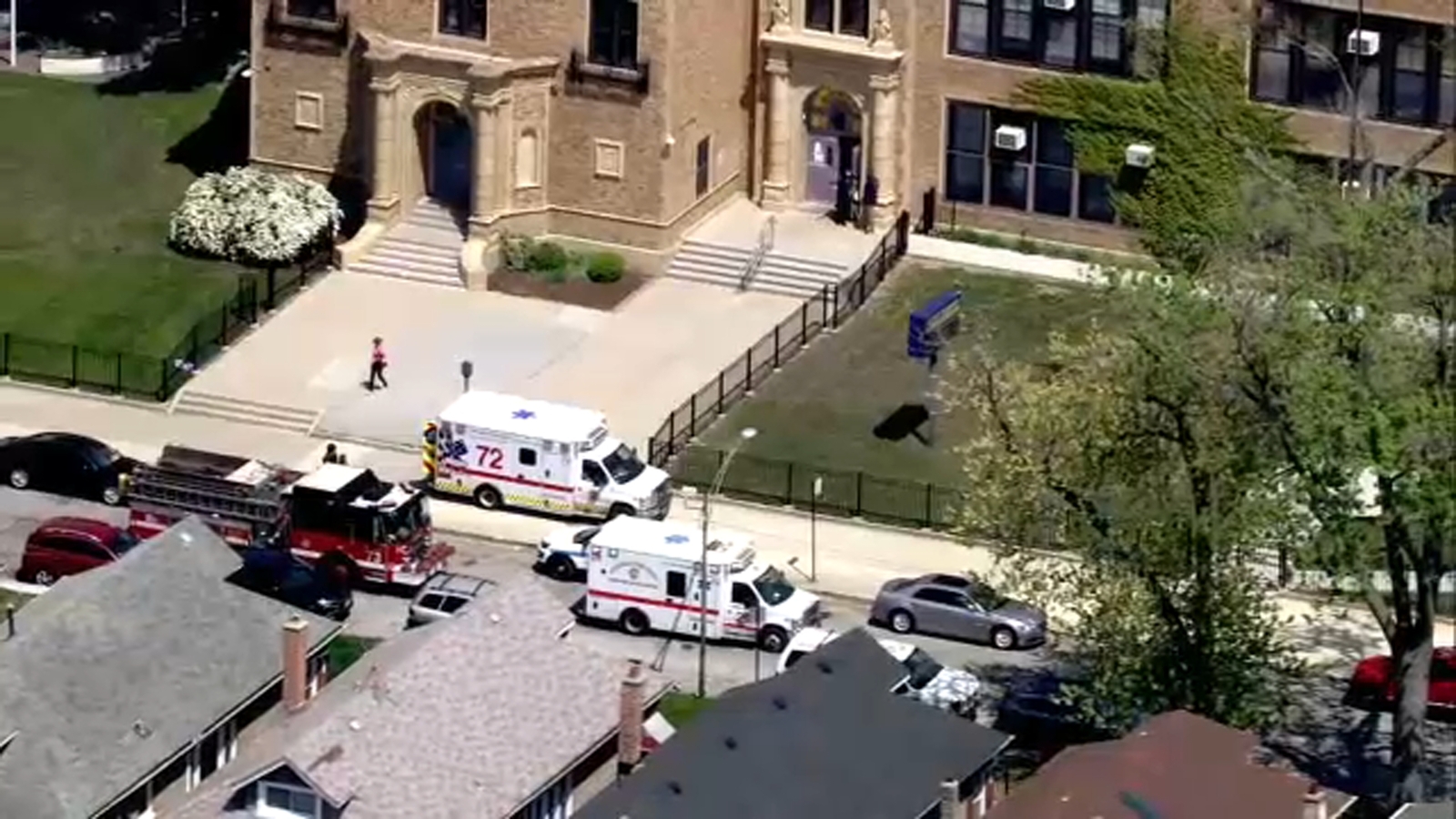 11 Fort Dearborn Elementary School students taken to hospitals after ...