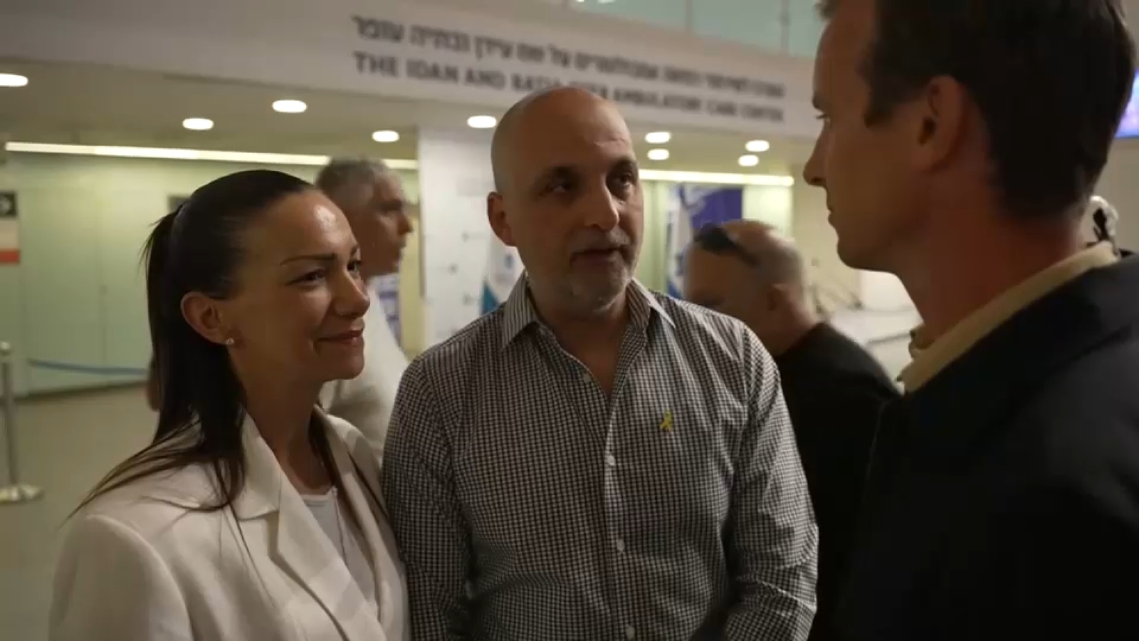 Freed American-Israeli hostage Edan Alexander's parents speak out in exclusive ABC News ...