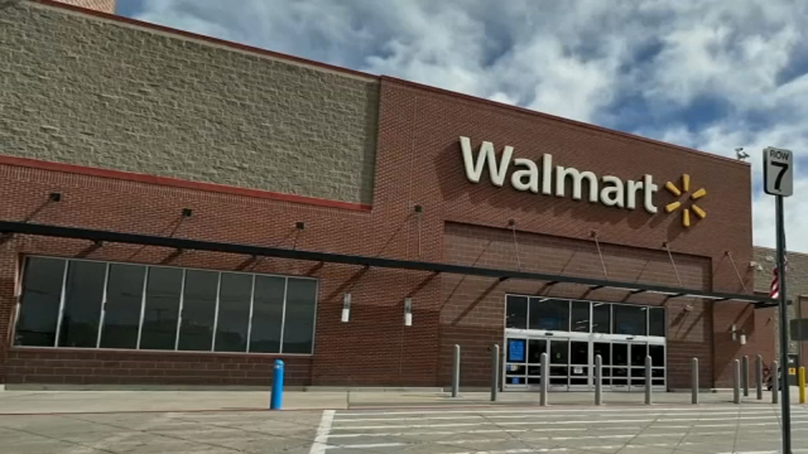 Consumers track spending closely as inflation cools, Walmart shares ...