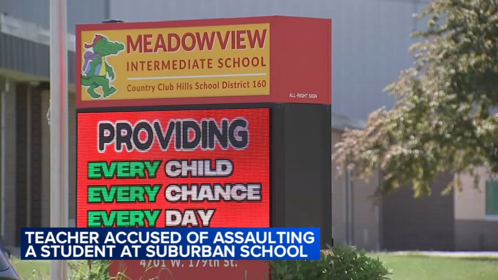Country Club Hills substitute teacher accused of assaulting 4th grade student at Meadowview ...