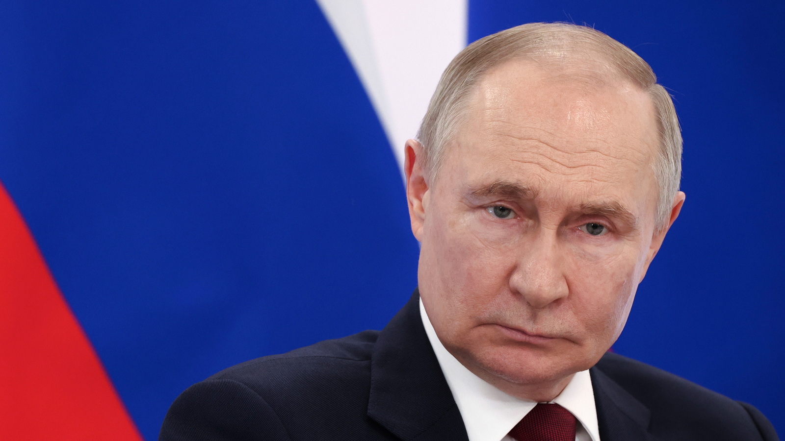 Russia attacks Ukraine with drones as Trump lauds Putin phone call ...