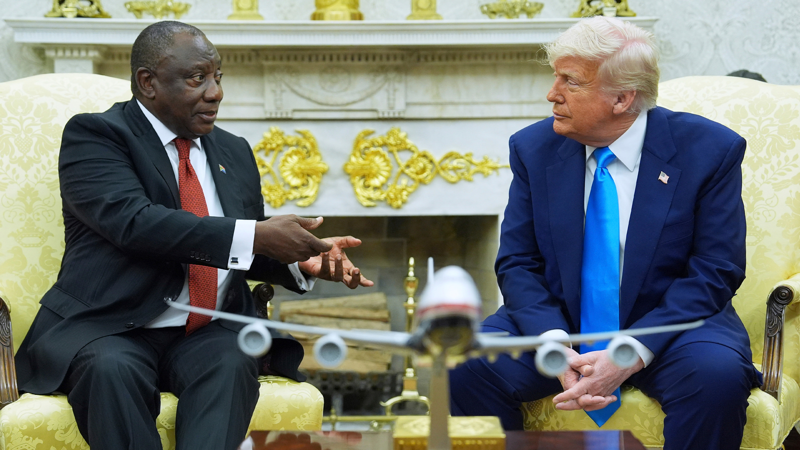 Trump confronts South Africa President Cyril Ramaphosa in Oval Office, shows purported evidence ...