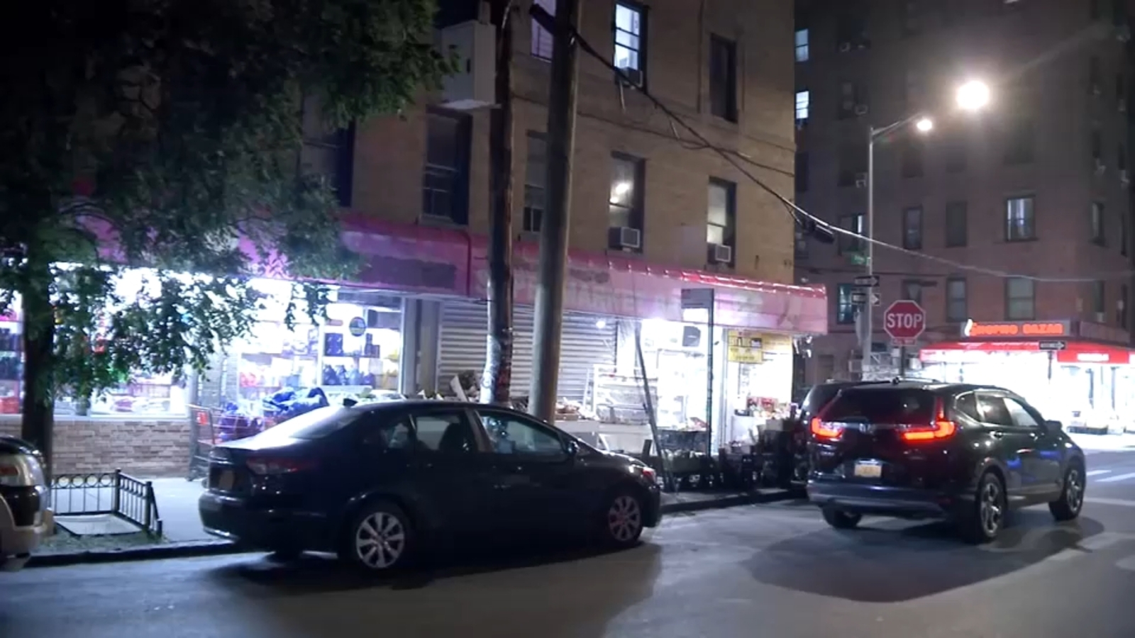 Parkchester crime: NYPD officer robbed of gun, wallet and cell phone ...