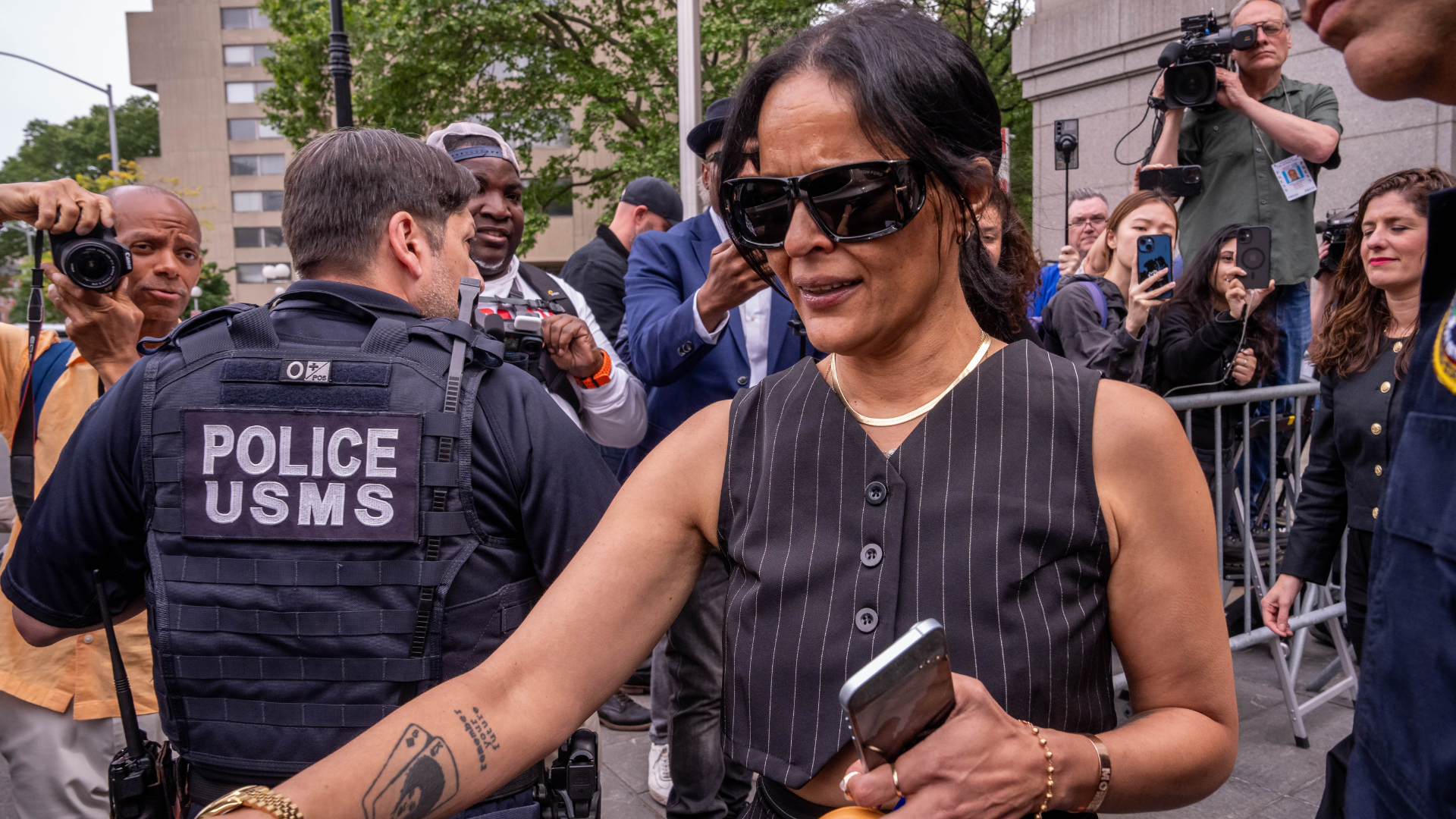 LAFD investigator testifies fingerprints at Kid Cudi's house were ...