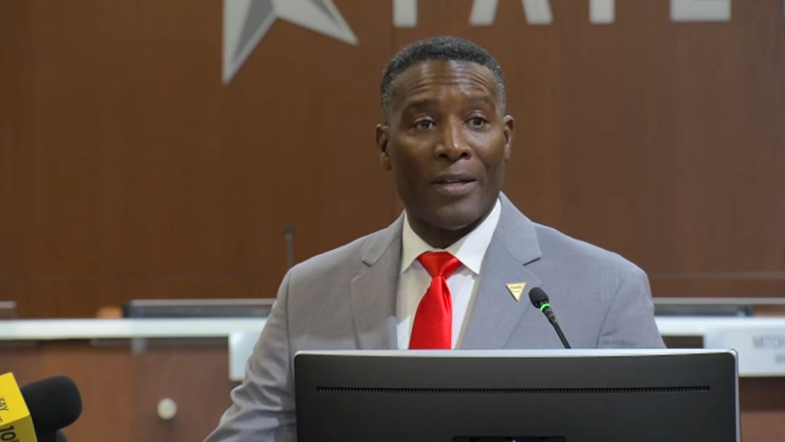 Fayetteville NC | New police chief named by city leaders 2 months after ...