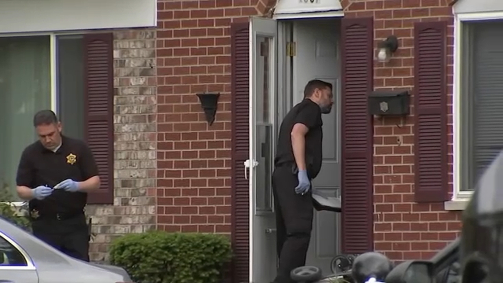 Jalonie Jenkins in custody in connection with stabbing of 2 sisters in ...