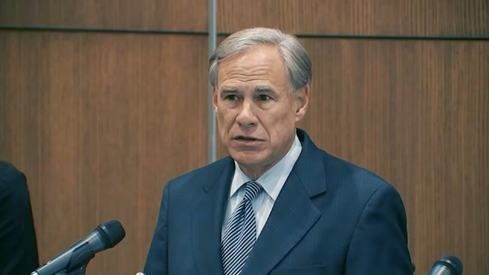 Texas legislature: Gov. Greg Abbott signs bail reform bills in Houston ...