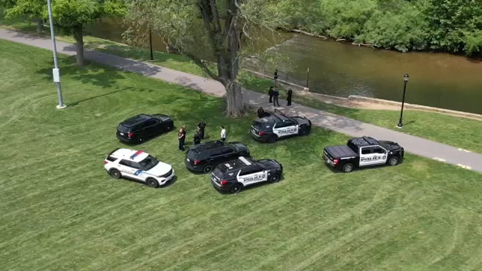 Man rushed to hospital after being pulled from water at Jordan Park in ...