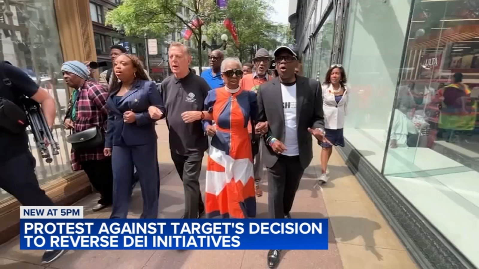 Rainbow PUSH Coalition, civil rights leaders rally on State Street in ...