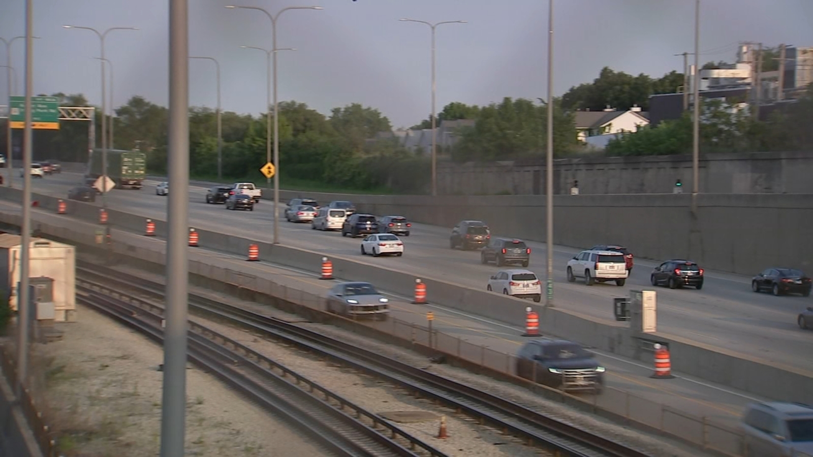 Chicago expressway construction: I-90 Kennedy Expressway express lanes ...