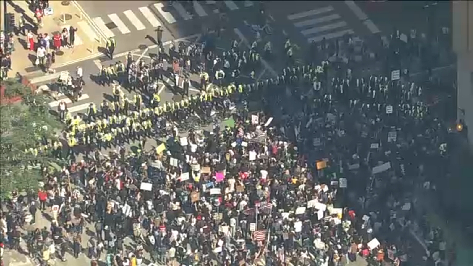 'No Kings Day' protests in Chicago, suburbs: Rallies against ICE raids ...