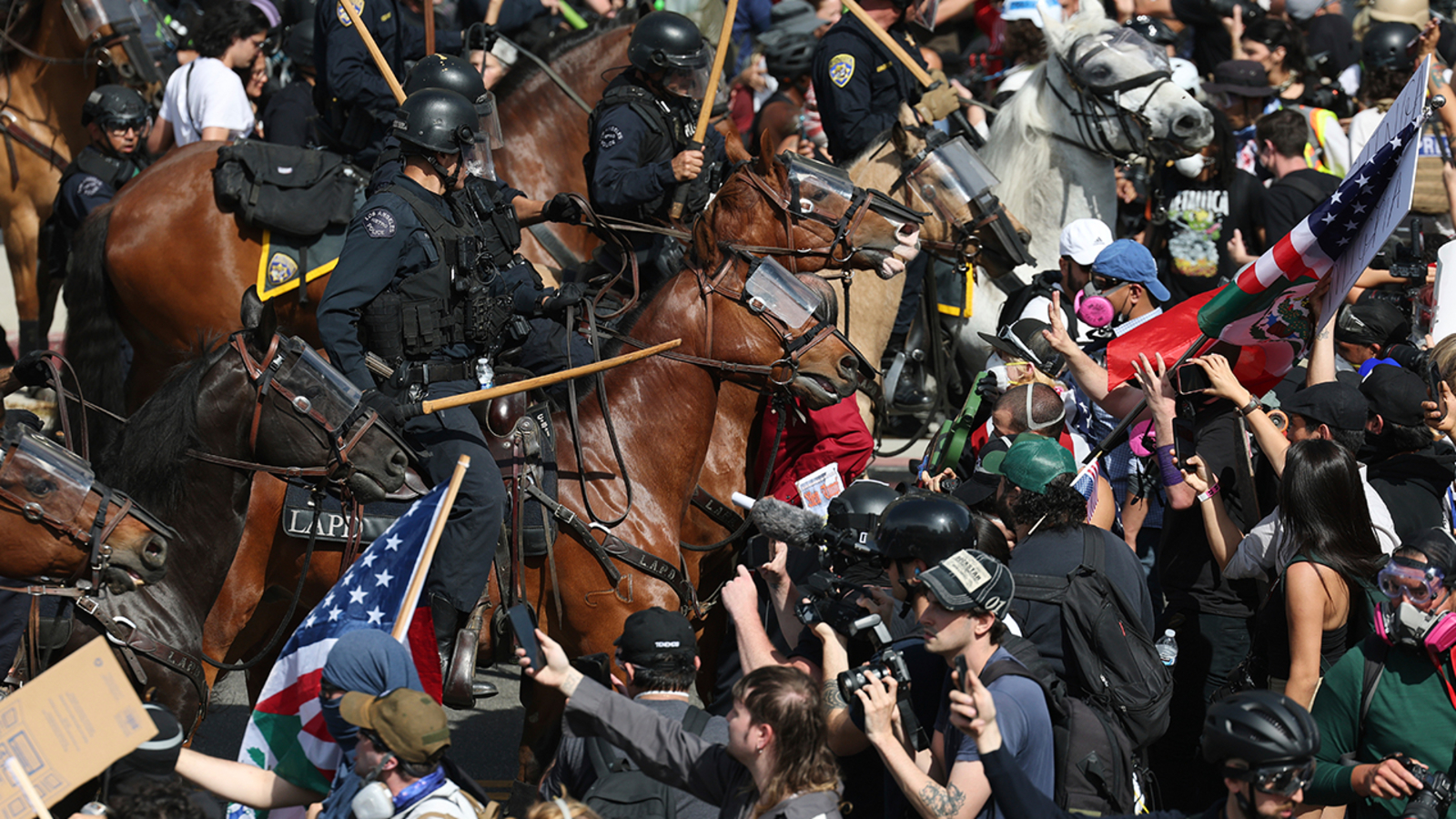 38 arrested during "No Kings Day" protest, LAPD says - ABC7 Los Angeles