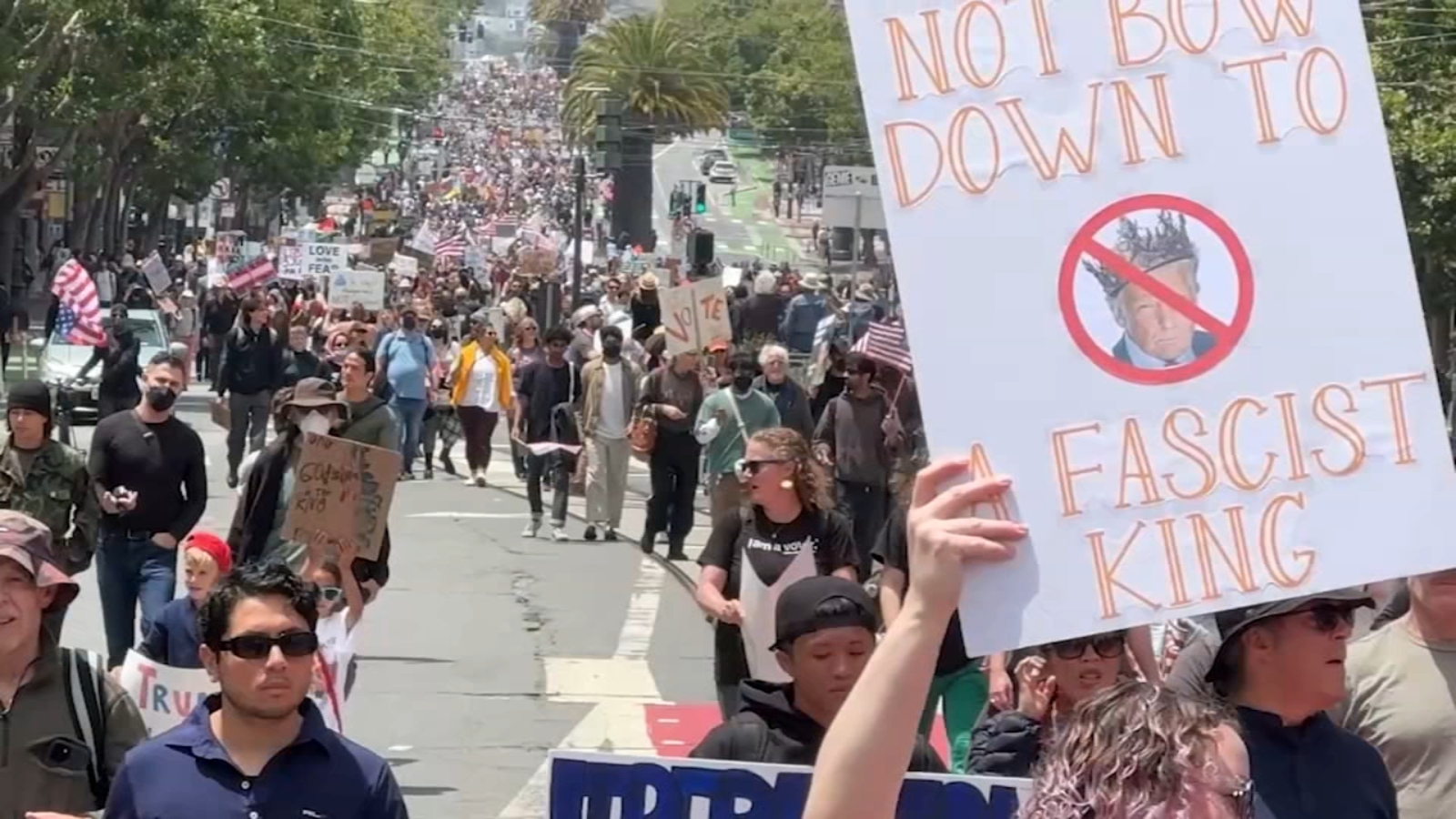Thousands march peacefully in San Francisco's 'No Kings' protest - ABC7 ...