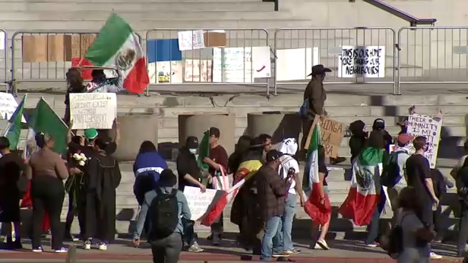 101 Freeway closed in downtown LA amid confrontation between protesters ...