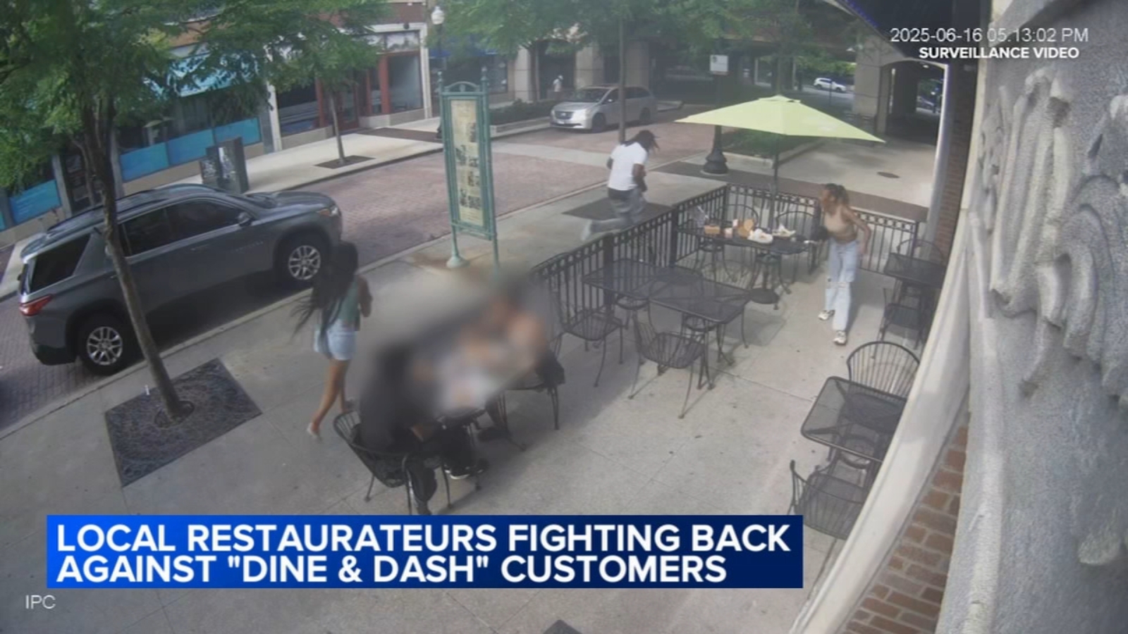 Social media helps University Village, Chicago restaurant Phlavz Bar ...