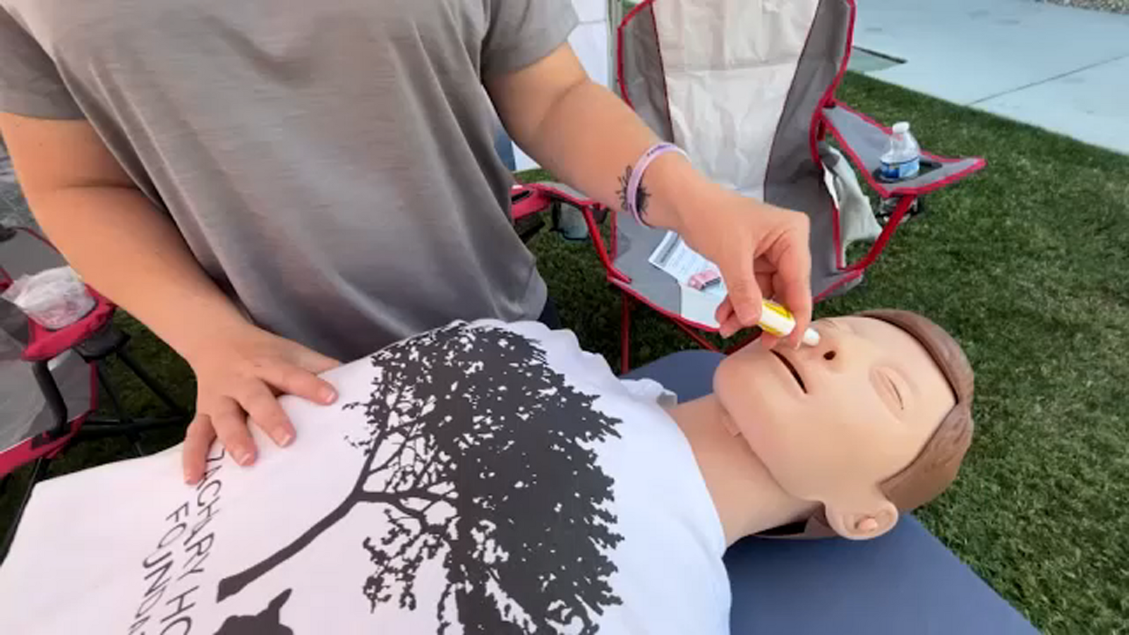 New Life Recovery holds Narcan education and awareness event - ABC30 Fresno